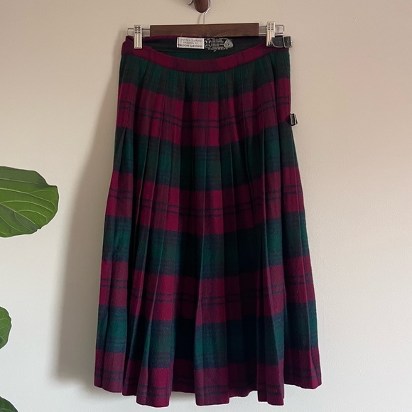 Bergdorf Goodman Vintage | Skirts | Vintage Kilt 0 Wool For Bergdorf ...